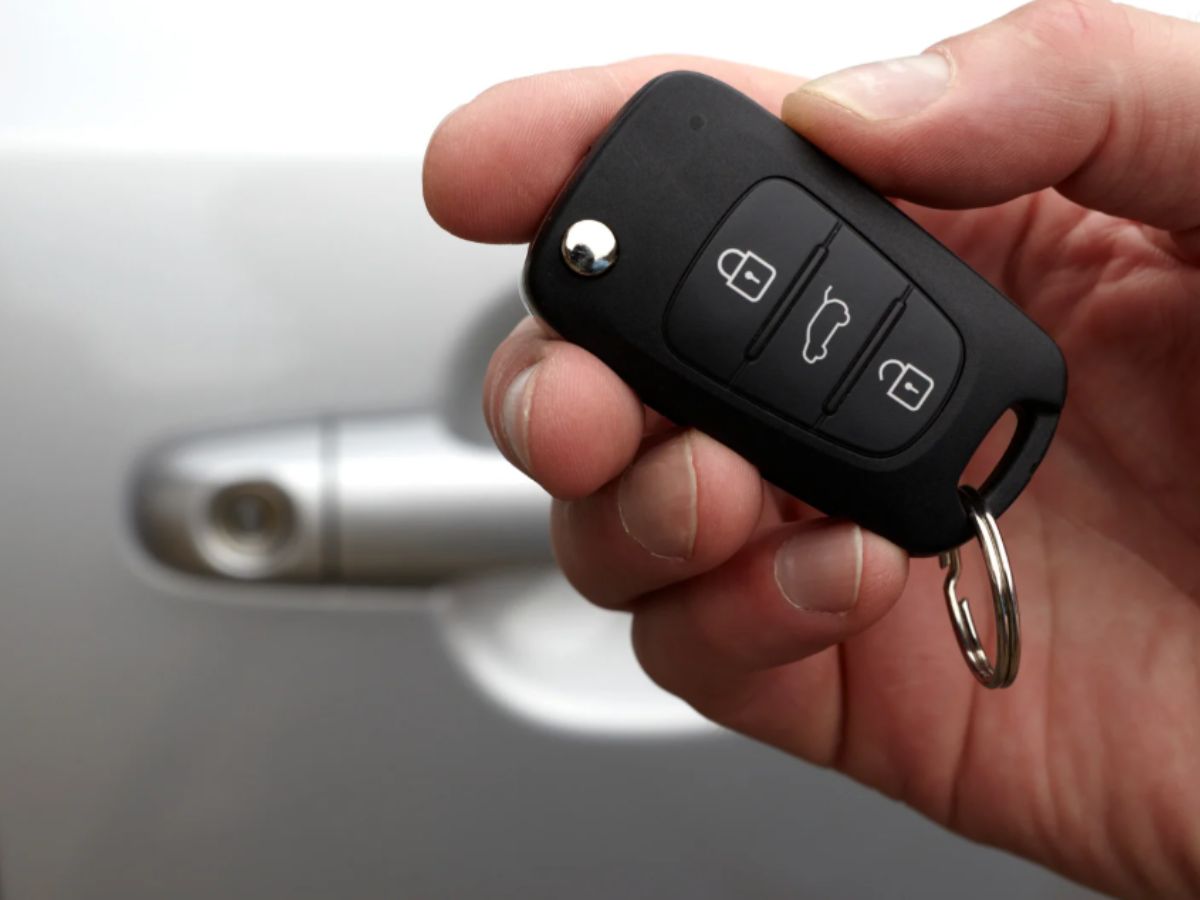 Upgrade Your Vehicle with an Automatic Car Key Replacement