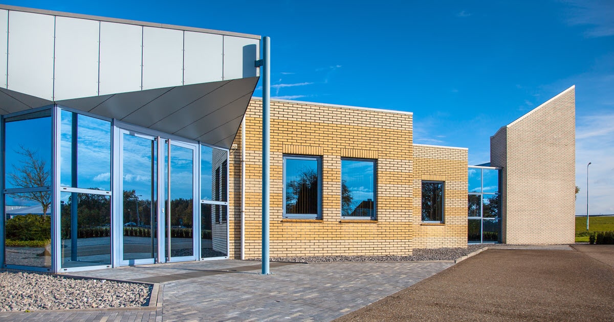 Perth Commercial Security System Inclusions | Central Screens & Locks